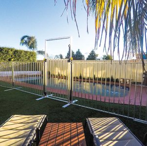Temporary Pool Gate | Self Closing | 1.05 x 2m | Buy Online